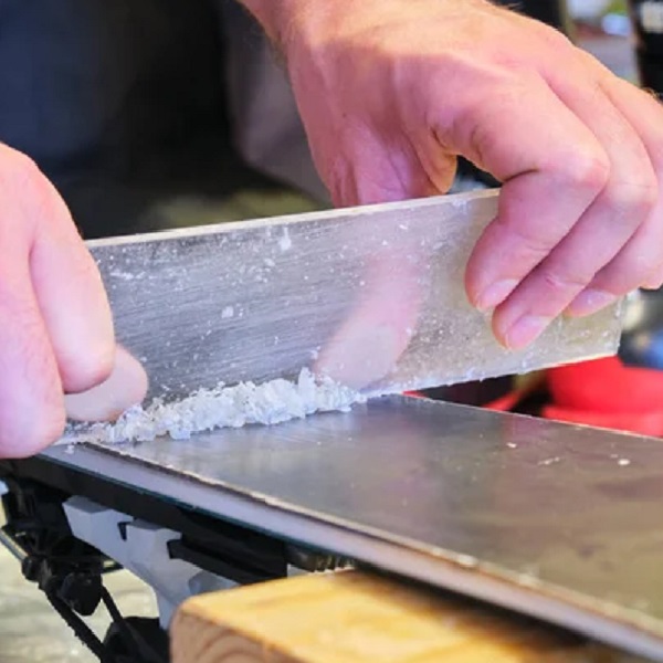 Ski & Board Tuning Workshop – Snowbound